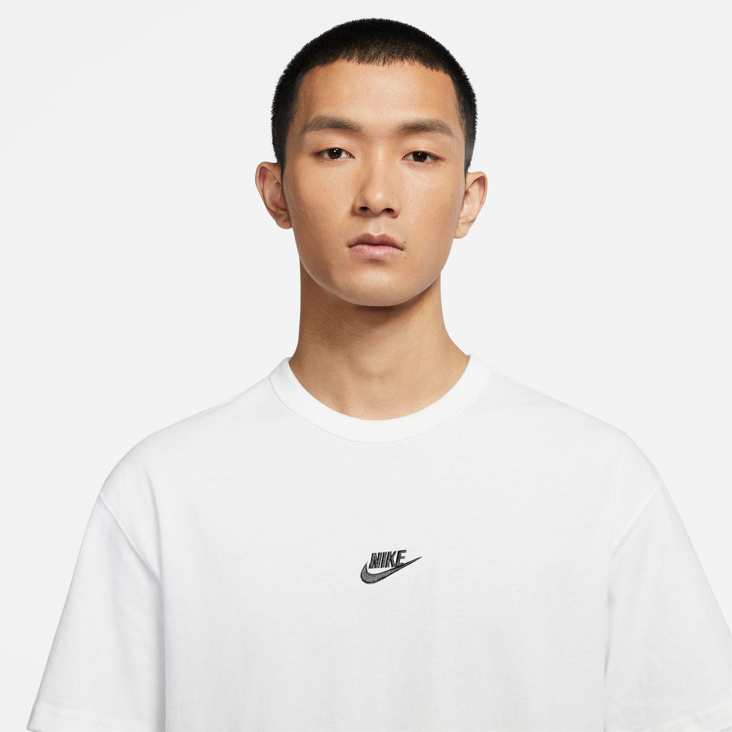 NIKE NIKE Sports Wear Premium Essential Tee｜オッシュマンズ公式通販サイト｜OSHMAN'S ONLINE